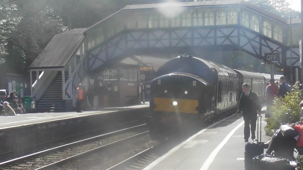 LSL Private Charter Class 37 37521 - 37667 passing Bodmin Parkway - YouTube