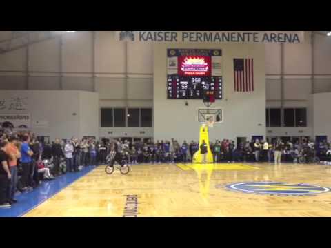 Robert Castillo's BMX Freestyle Team - YouTube