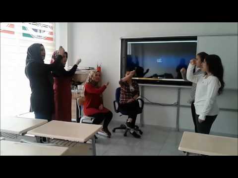 İşaret Dili  İrem Derici  Ölürüm O Bakışlarına