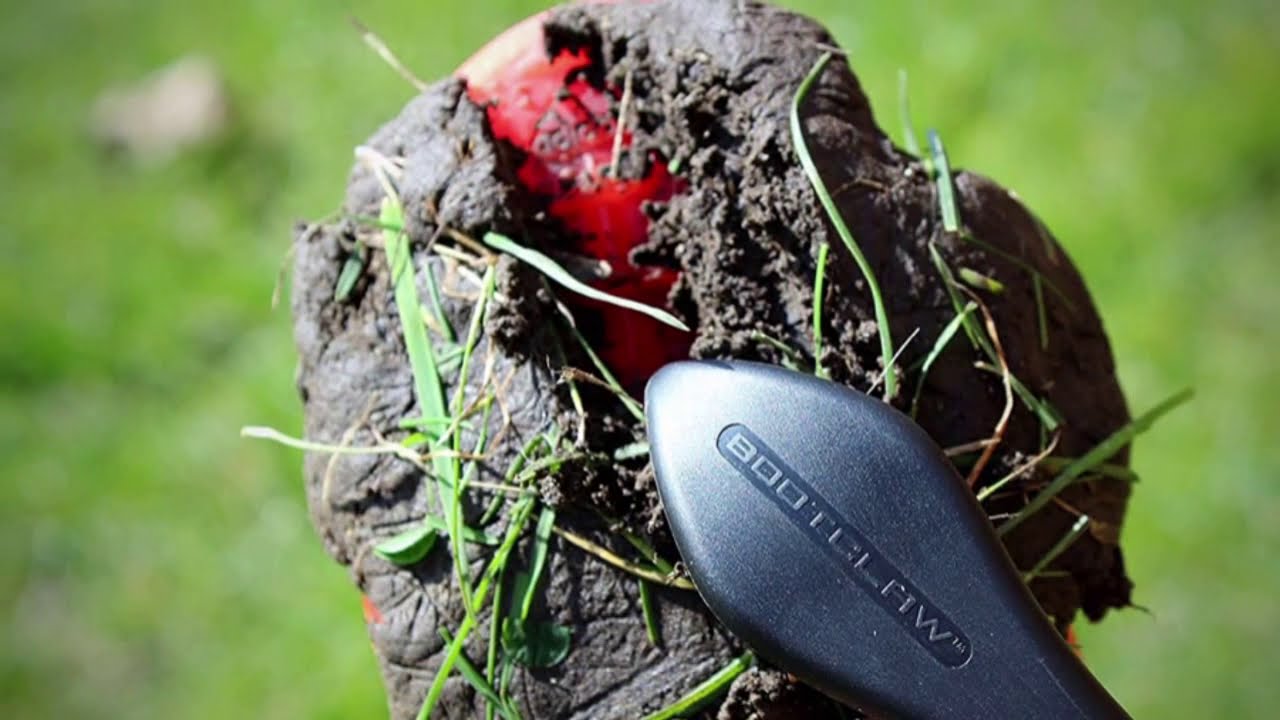 Bootclaw - the pocket mud scraper - YouTube