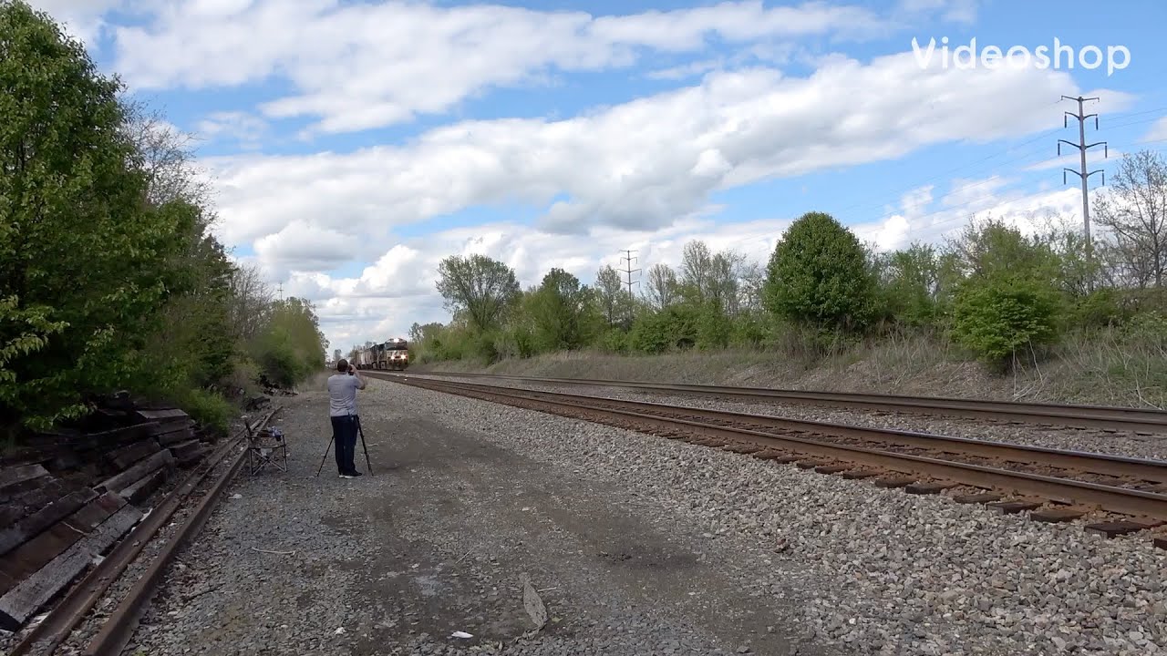 Columbus, OH. NS mixed freight train w/ locomotives 4403 & 4091 plus ...