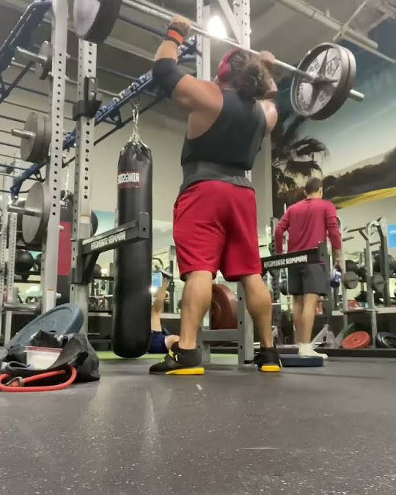225lbs/102kg Standing OHP for reps - YouTube