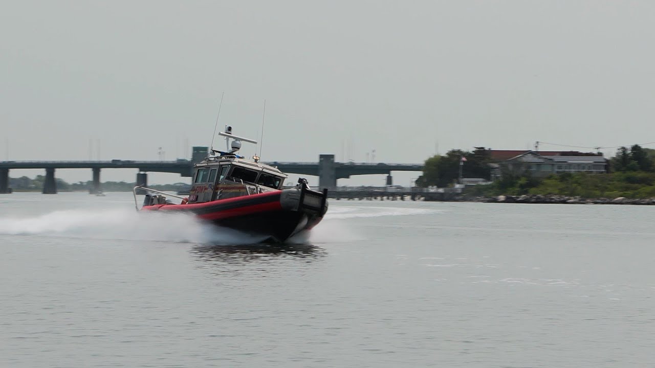 FDNY Marine Operations Summer Boat Program - YouTube