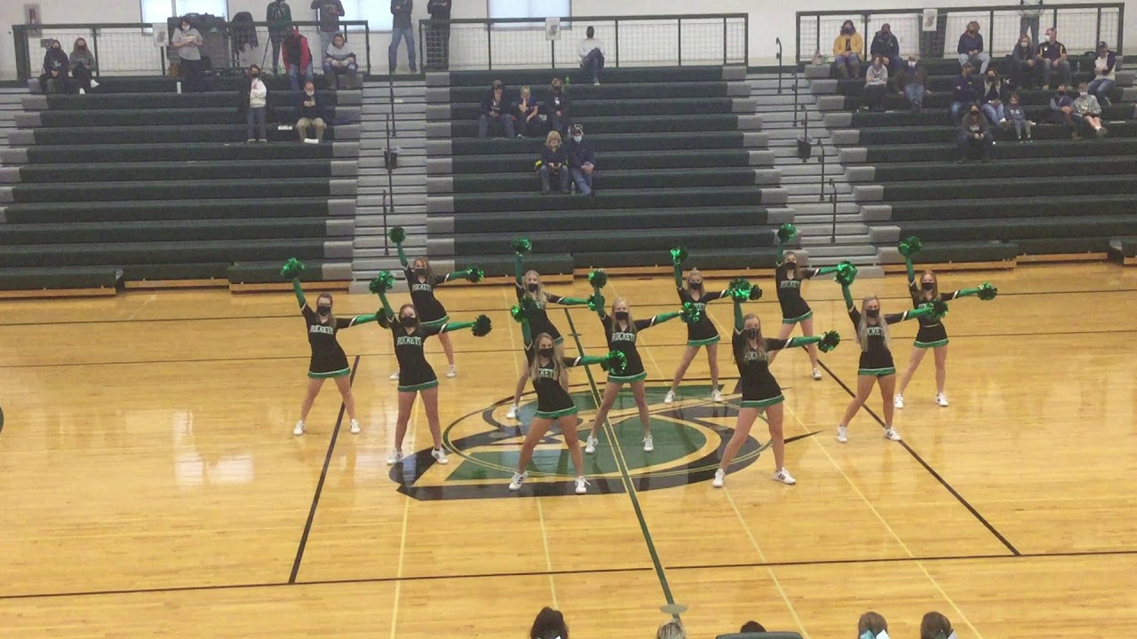 Thunderstruck Performance (12/12/20 Girls Basketball Game) - YouTube