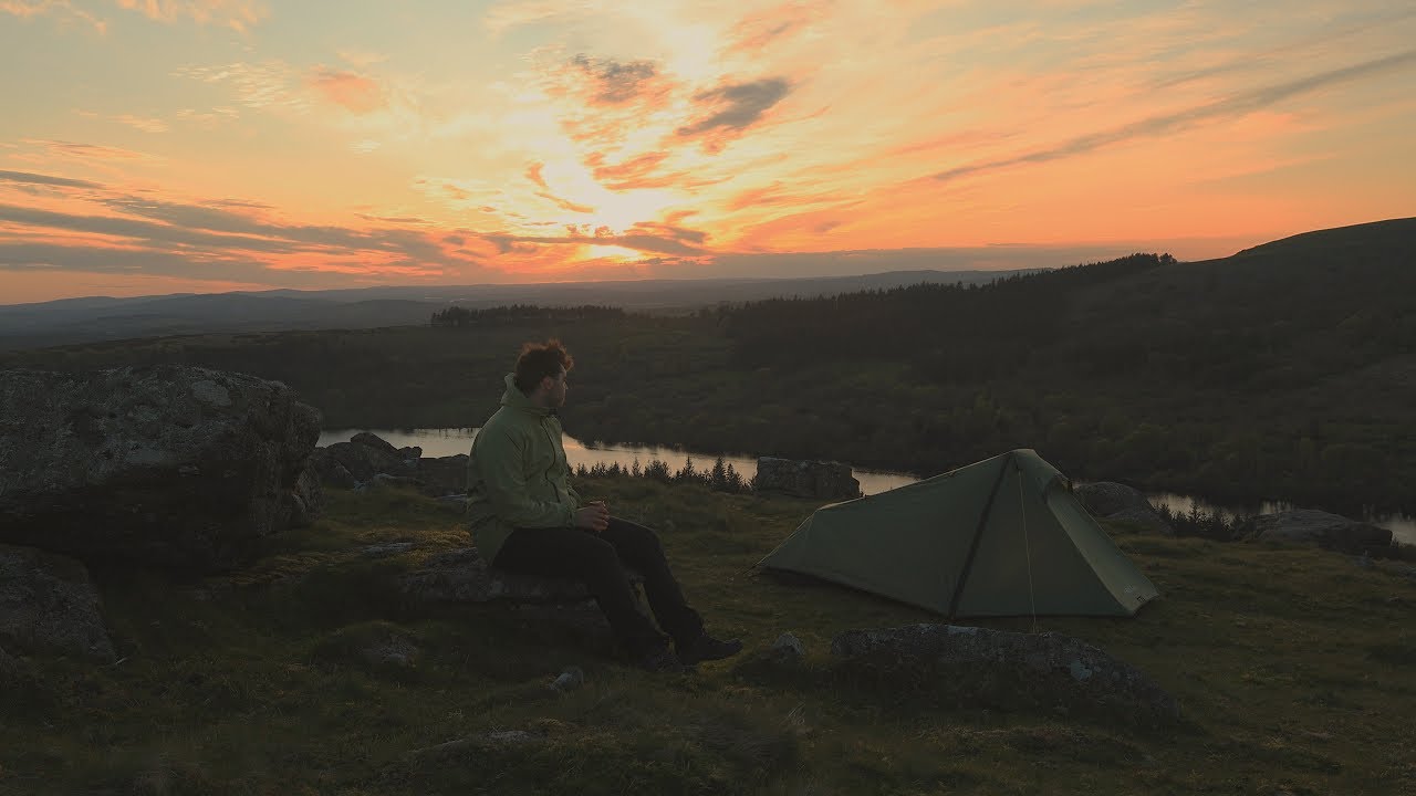 Solo Wild camp with a crazy sunset over Burrator Reservoir - YouTube