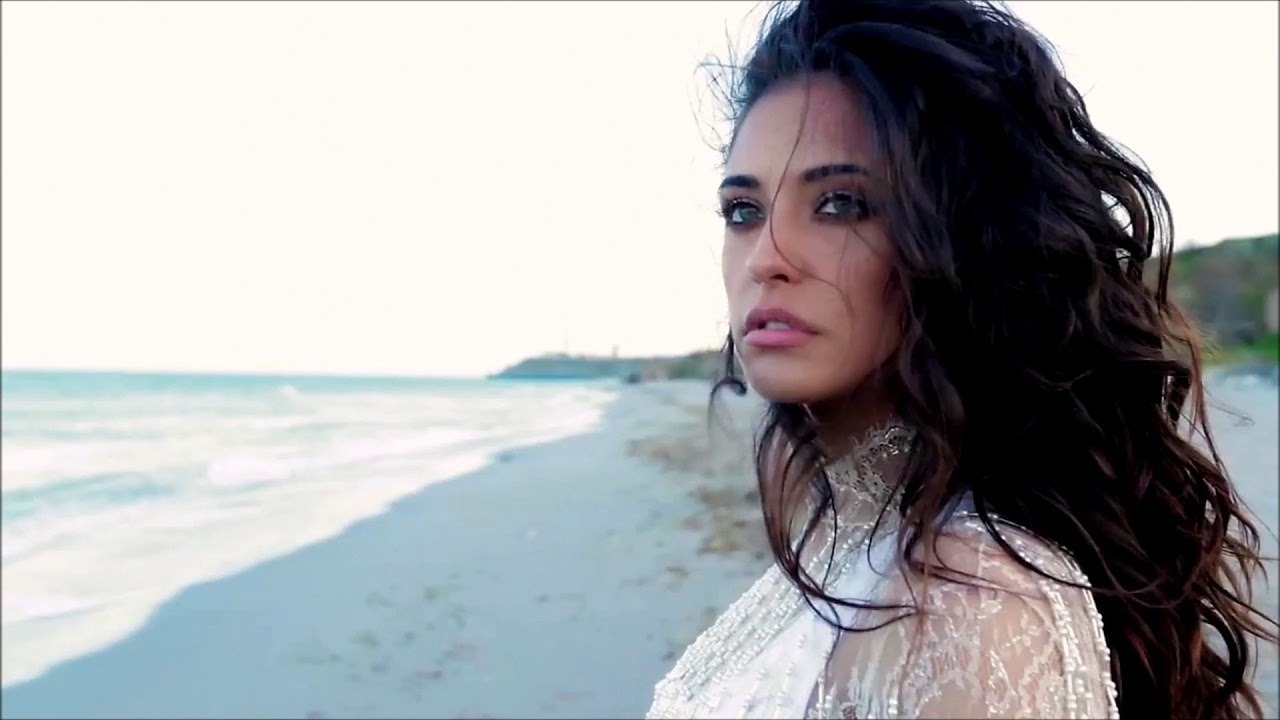 Madi Diaz Help Me Faith - YouTube