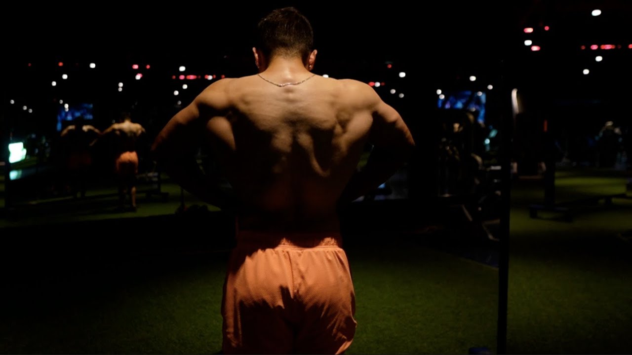 HOW TO GROW A BIG BACK - YouTube