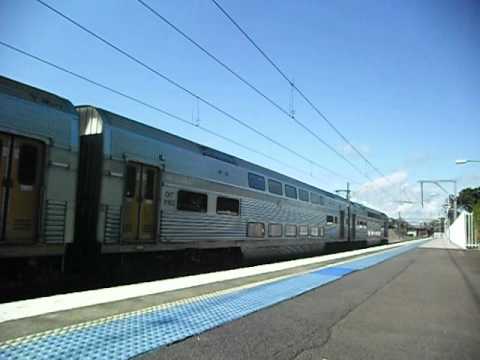 Cityrail Intercity V set V23 + V6 departing Hamilton - YouTube