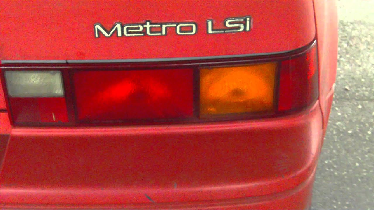 Classic Geo Metro LSi - YouTube