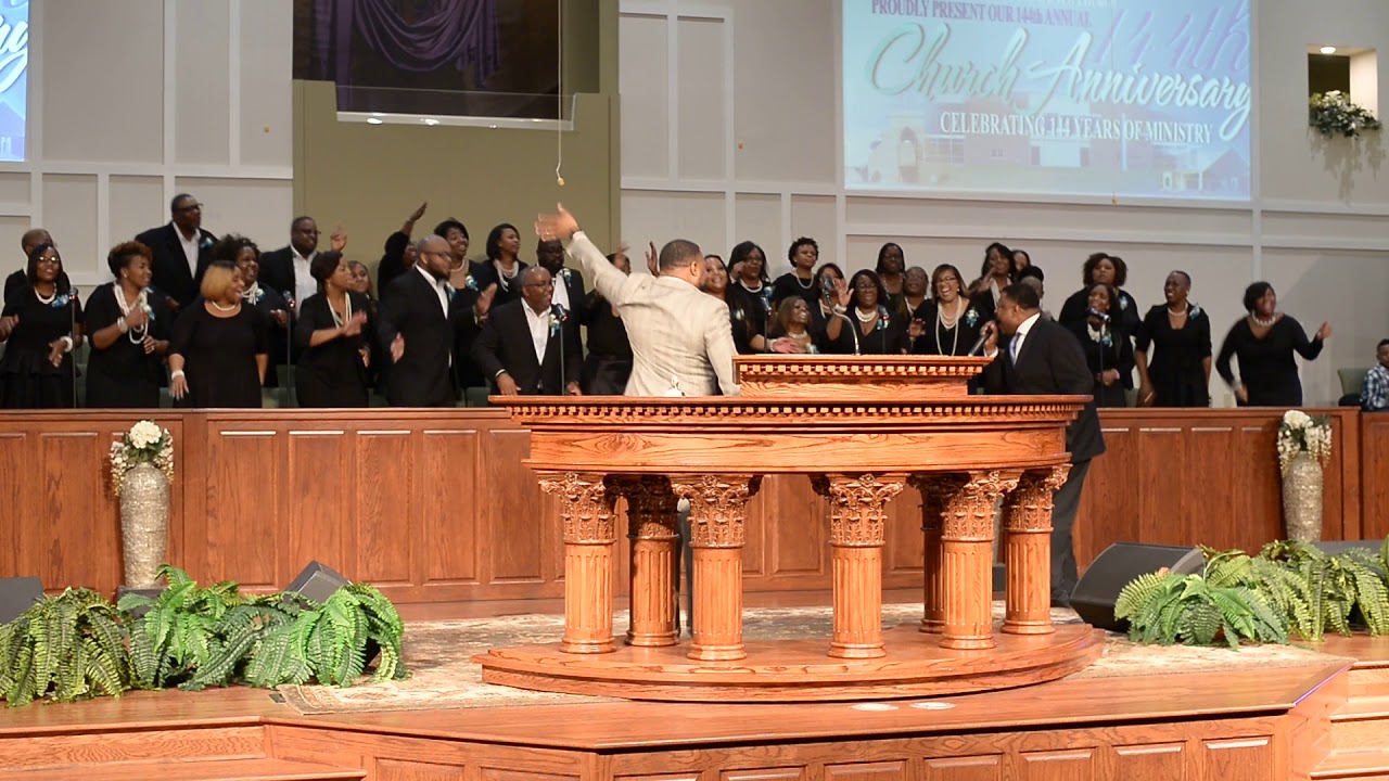 Grace with Pastor Robert Coates and The Voices of St. Luke - YouTube