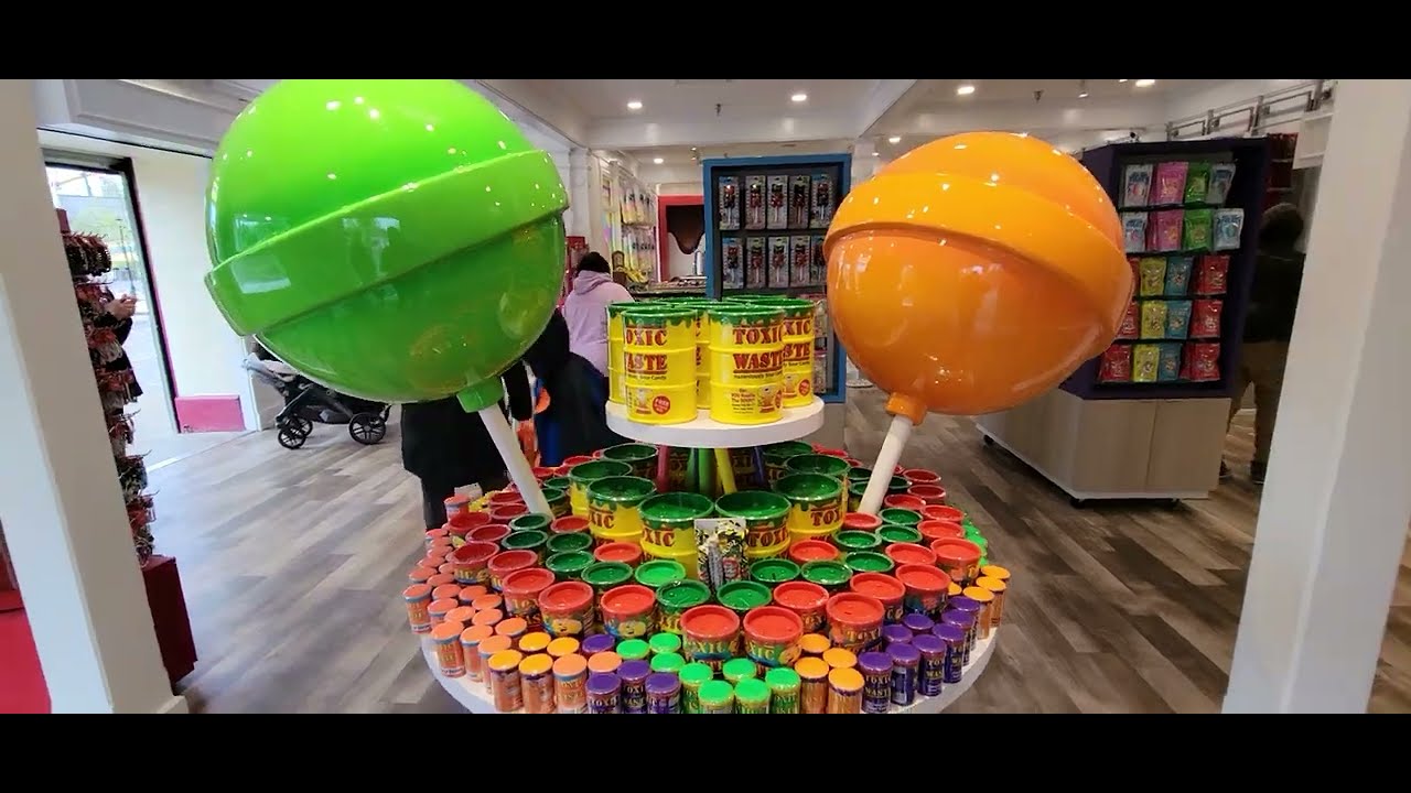 New Coaster Candy Store Open Six Flags Great America Opening Day 4-20 ...