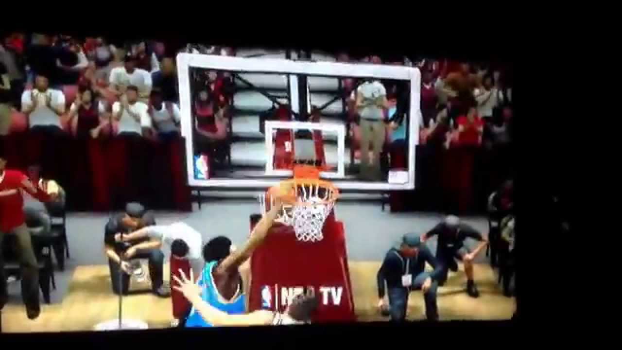 Kobe posterizing centers - YouTube