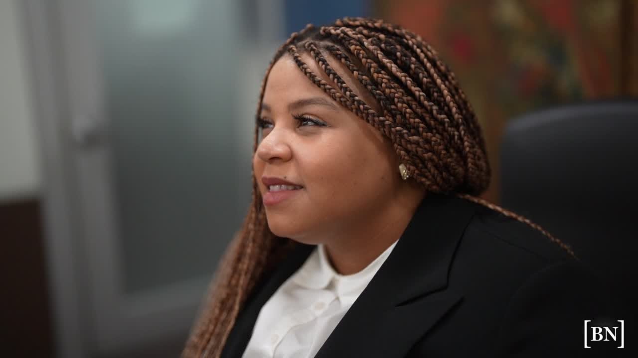 Prospectus: Crystal Wallace on Founders Go Big - YouTube