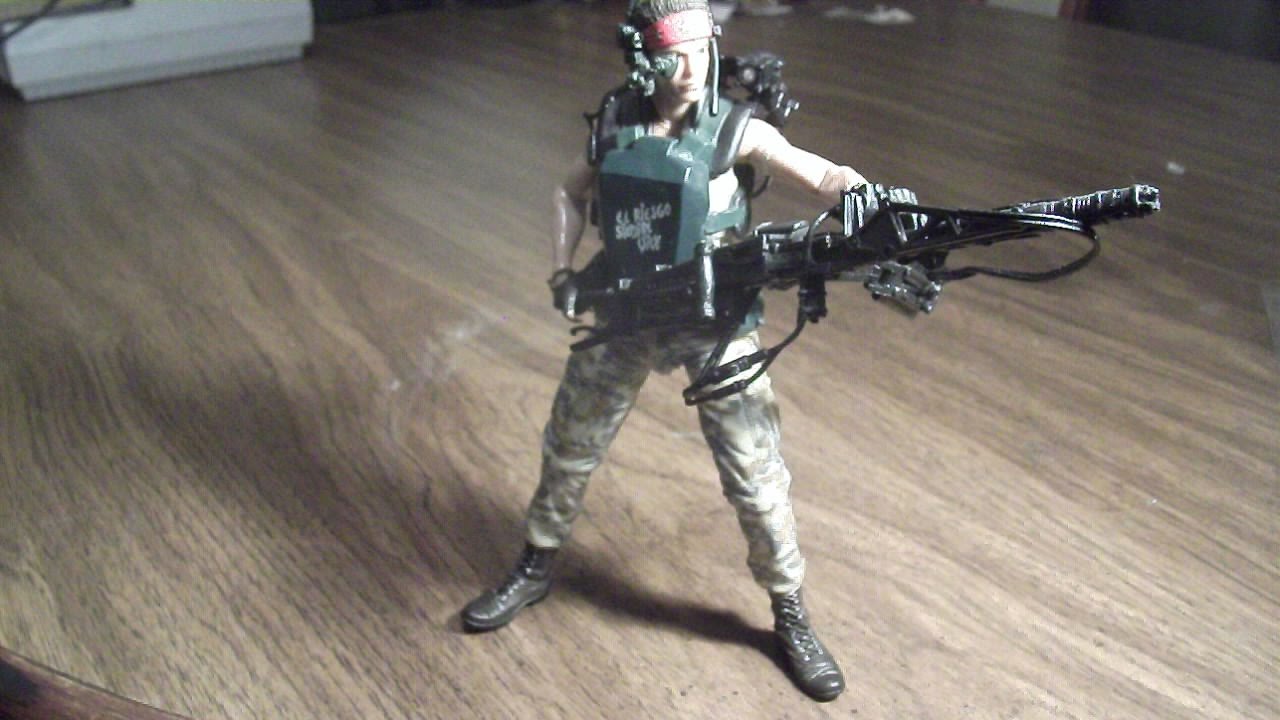 NECA Aliens Private Vasquez Action Figure review - YouTube