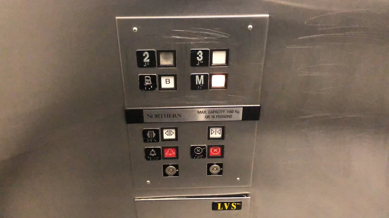 1989 Northern Hydraulic Elevator @ Humber Medical Centre, Etobicoke ON ...