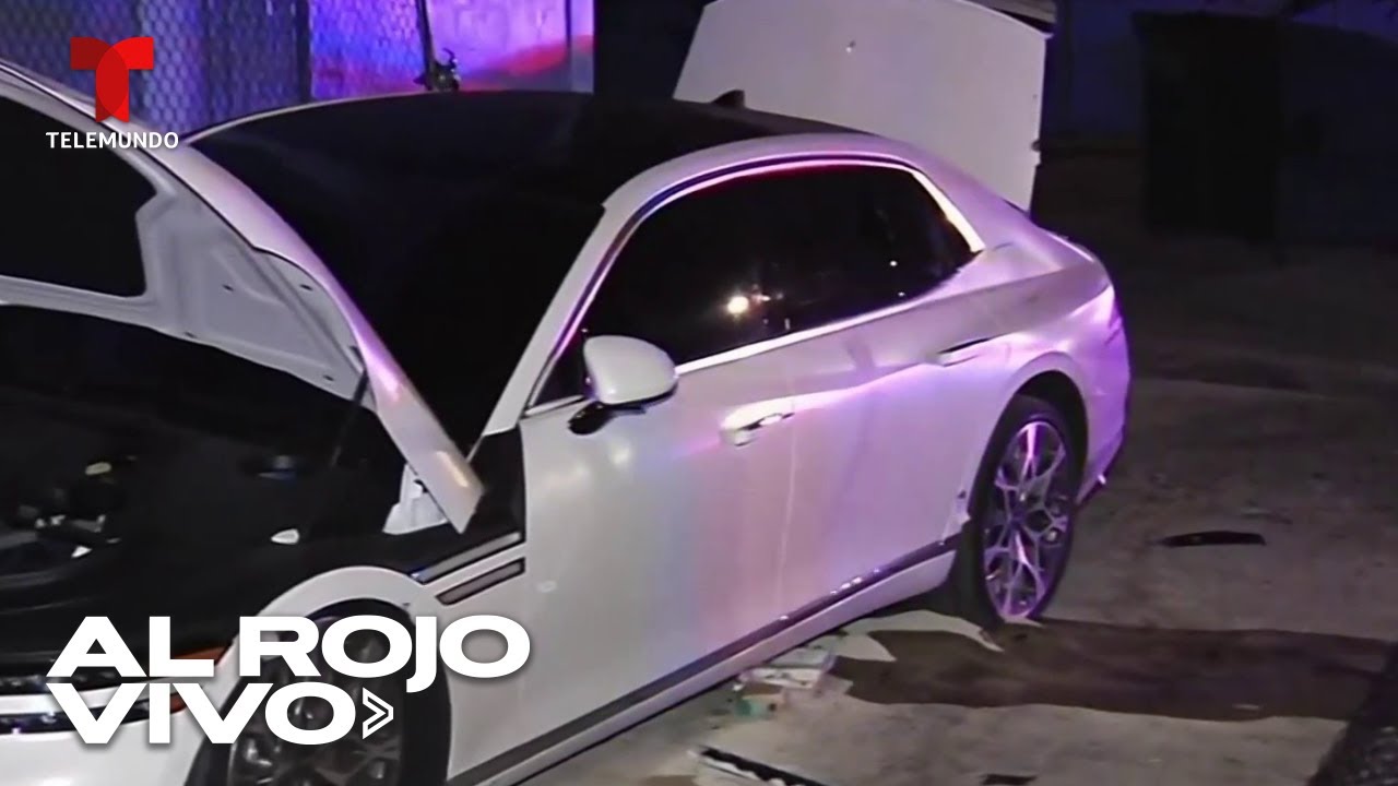 Un carro choca en medio de una balacera en Florida - YouTube