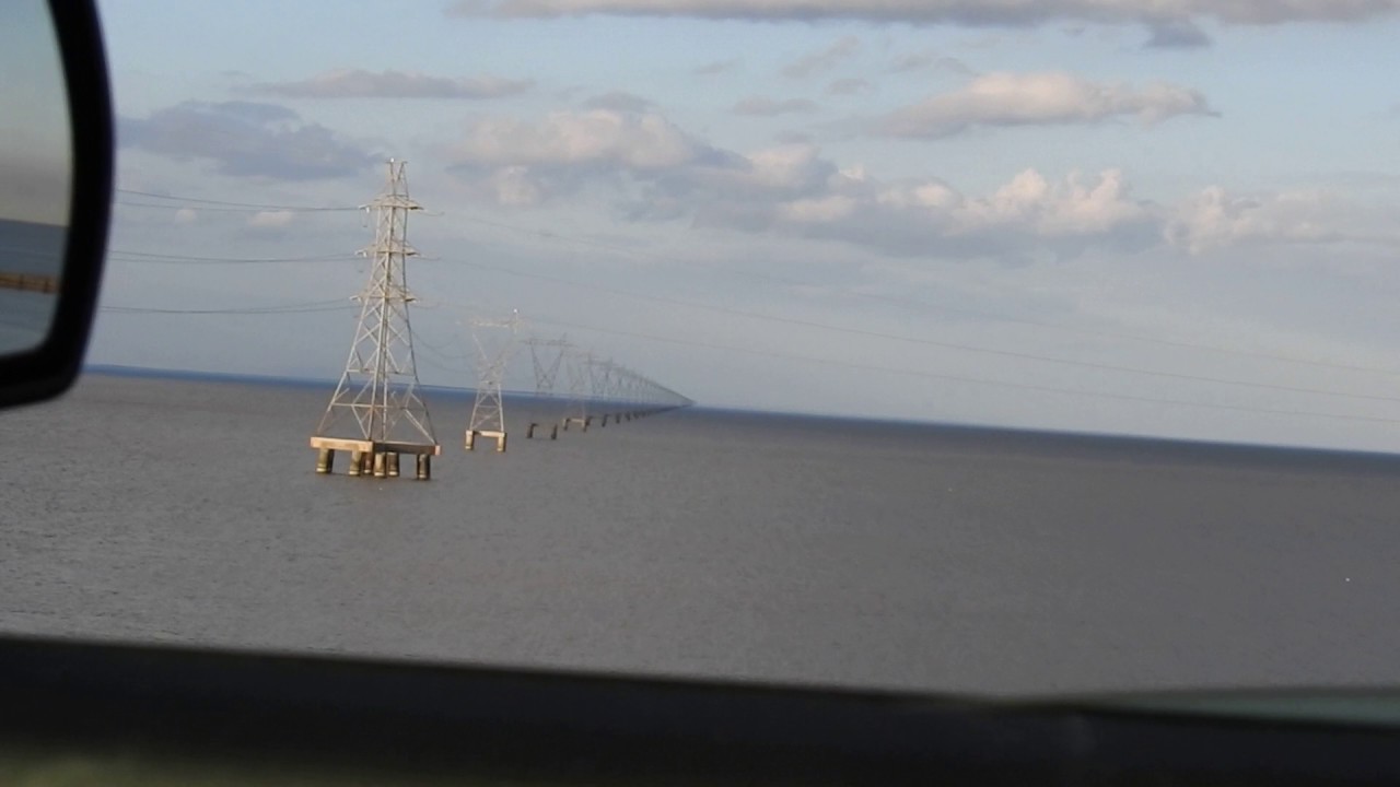 Flat Earth PROOF !! Lake Ponchartrain - YouTube