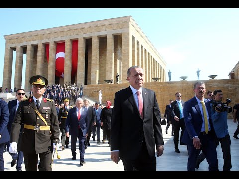 Recep Tayyip Erdoğan -  ATATÜRK'E ŞİKAYETE GİTMİŞLER. ÖLÜ KONUŞUR MU? KONUŞMAZ!!!