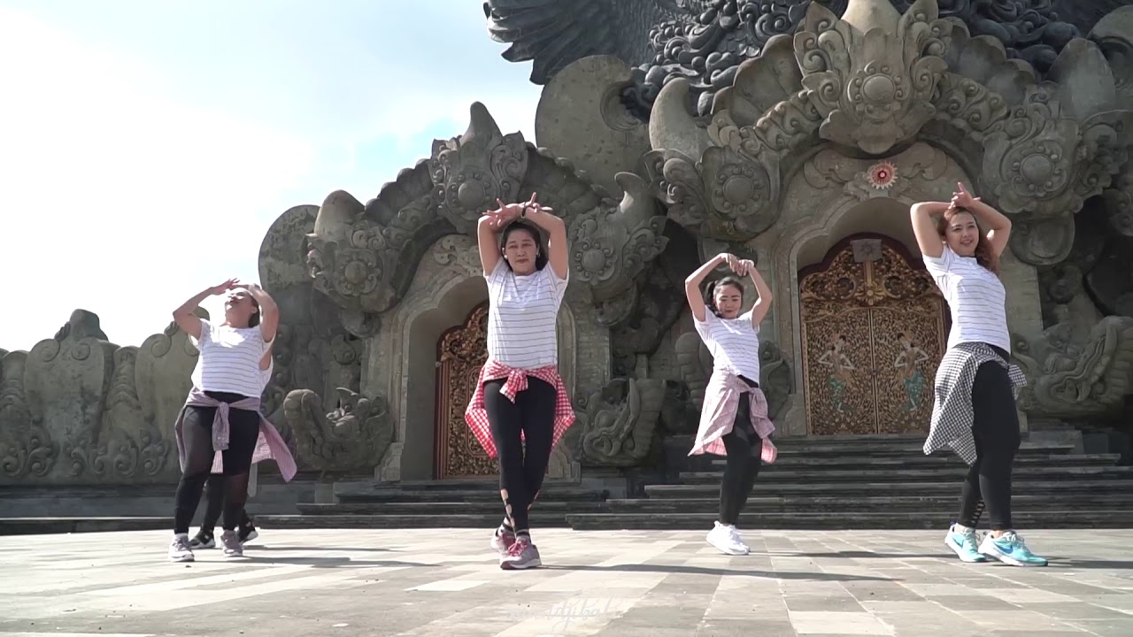 Senorita by Shawn Mendes, Camila Cabello - Zumba | Mandji Bali with Zin ...