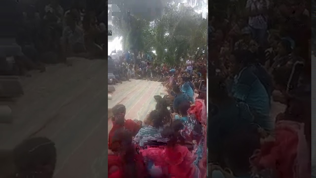 Ritual pembersian hantu Begu ganjang di desa Simpang lubuk kandis/di ...
