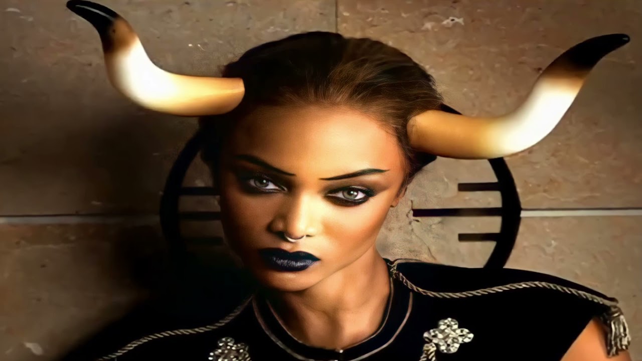 America’s Next Top Model Panel Entrance Music #5 - YouTube