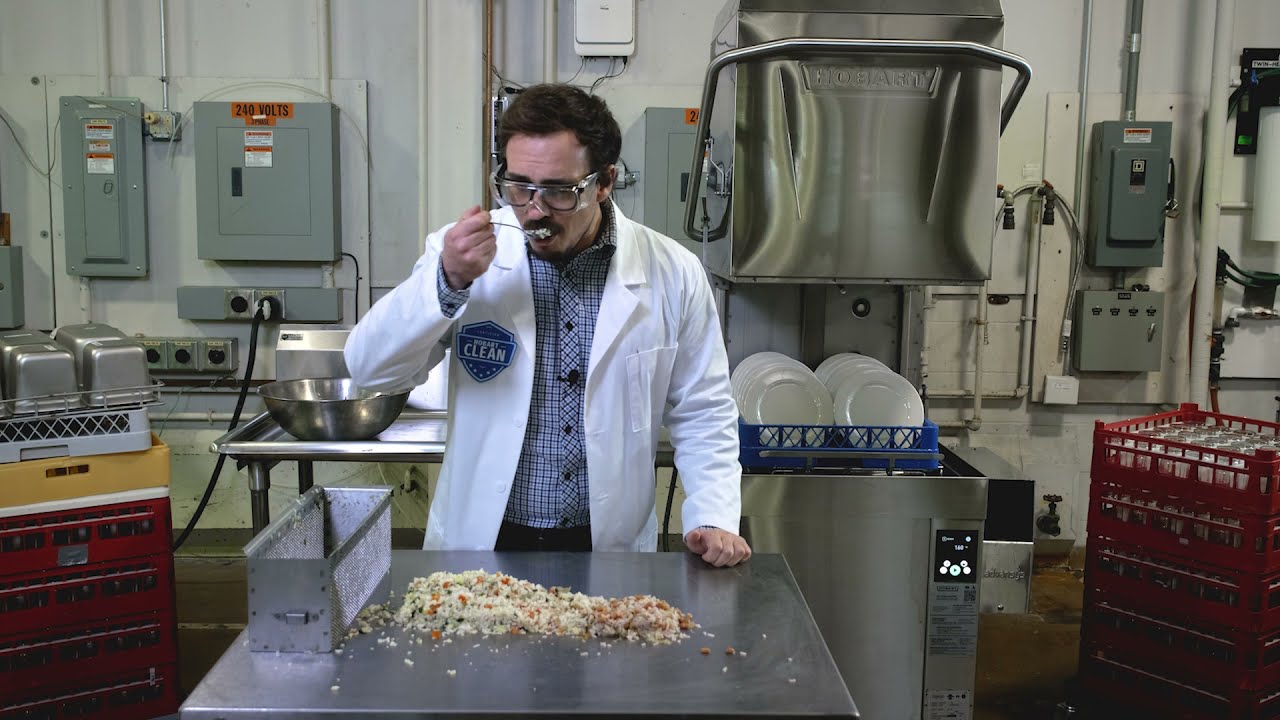 Hobart AM16 Door Type Dish Machine - Slaw & Order - YouTube