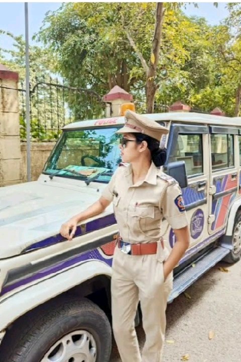 women police attitude status video upsc motivation - YouTube