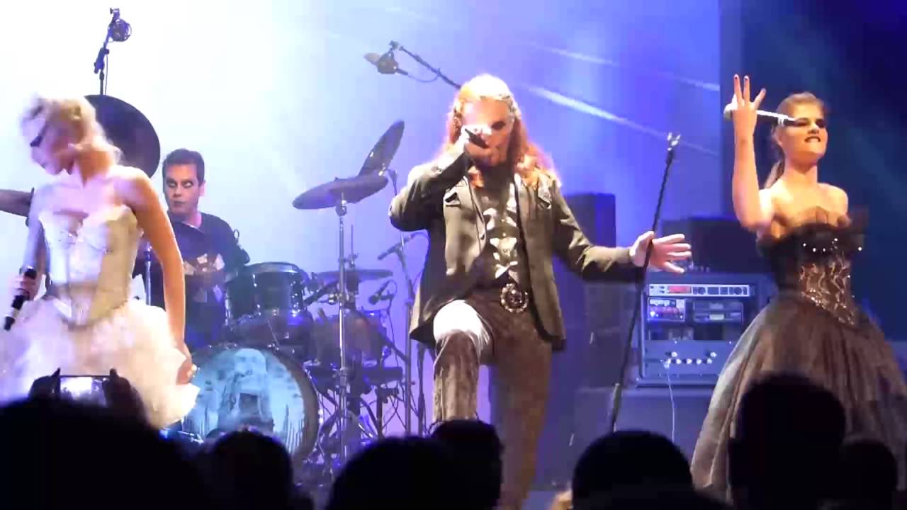 Cirrha Niva Ft Laura Guldemond And Lisette Van Den Berg Female Metal Event 2016 09 25 Youtube