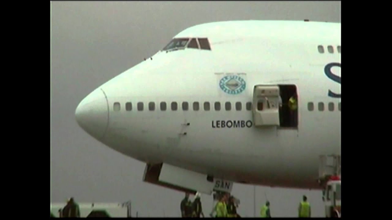 The retirement flight of a B747 to the Aviation Museum at Rand Airport ...