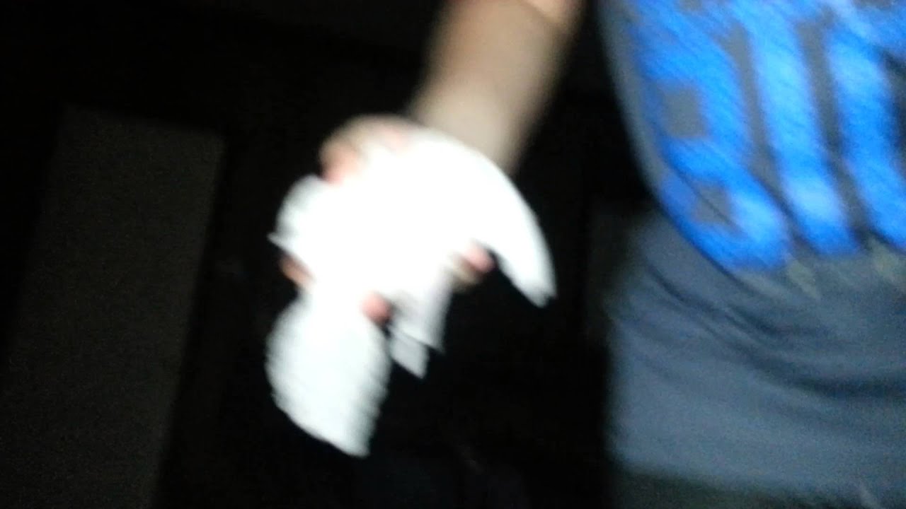 Wet paper towels are the shit - YouTube