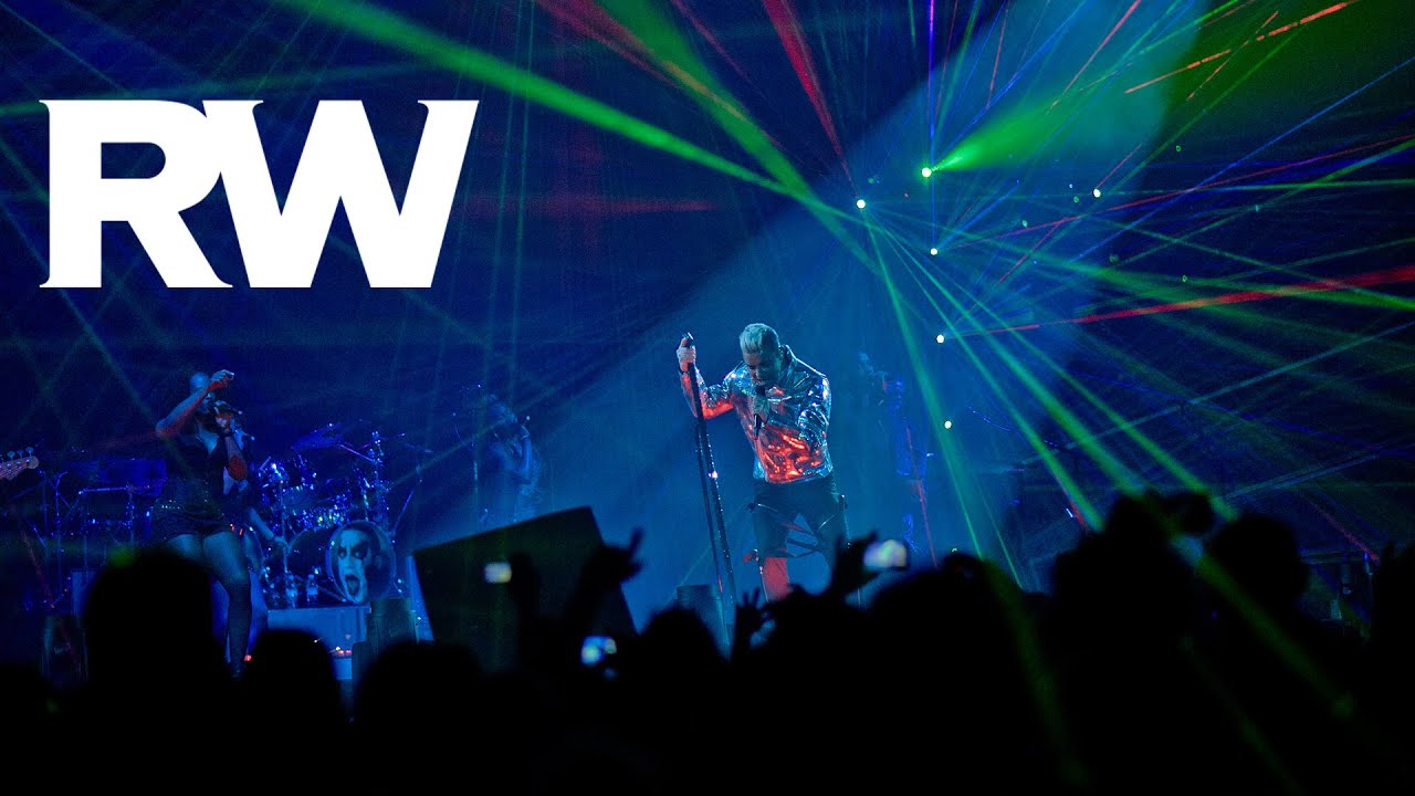 Robbie Williams | Tripping | LMEY Tour Official Audio - YouTube