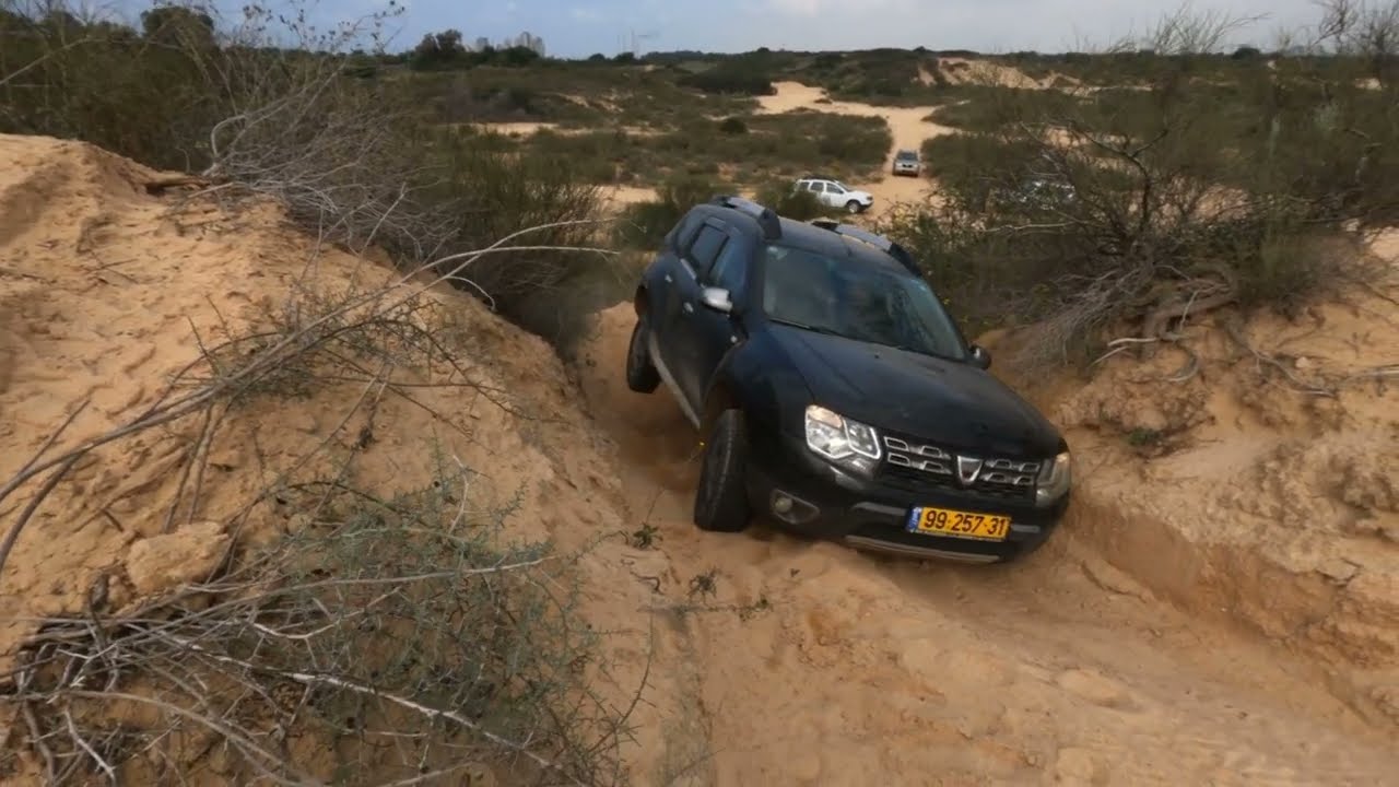 Dacia Duster 4X4 - Sand Dune Off-Roading - YouTube