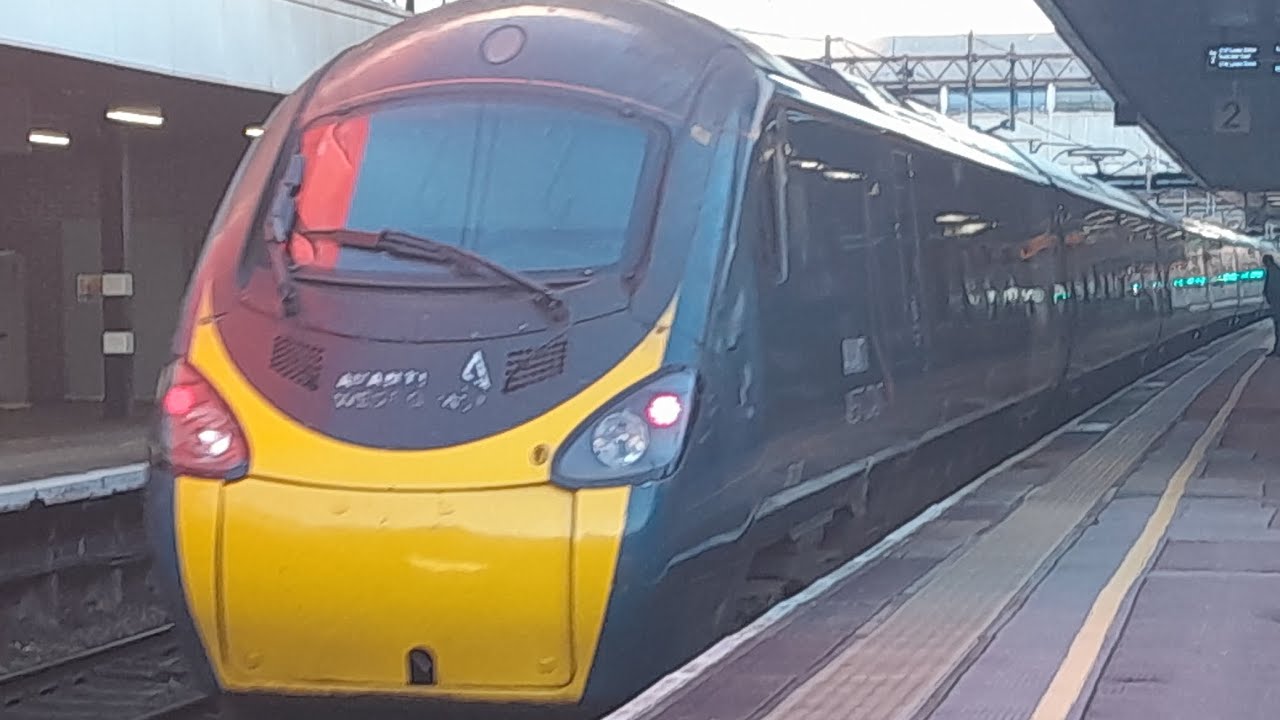 Trains and tones at coventry station part1 - YouTube