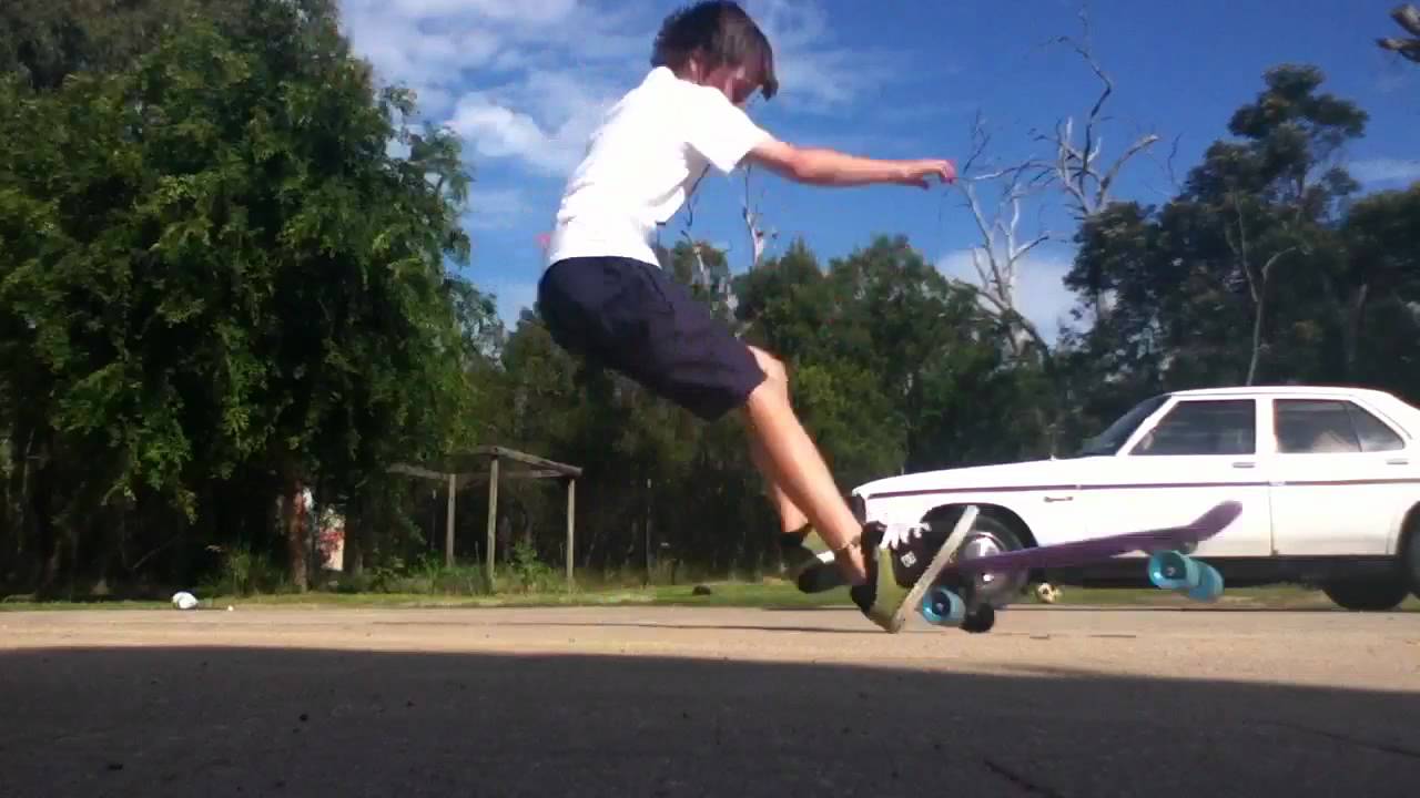 Funny Penny Board Fail - YouTube