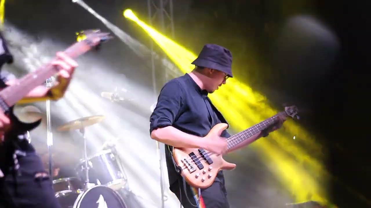 AYSEN - Nevermore | Live 2022 | - YouTube