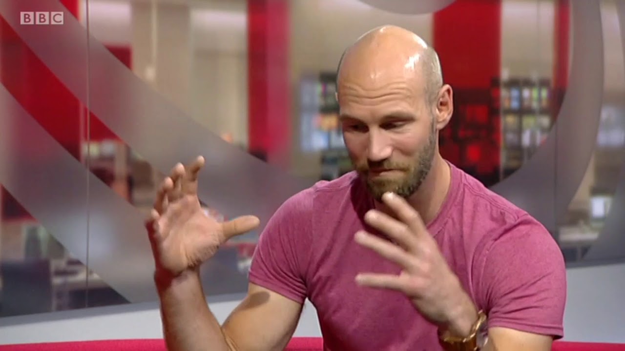 Neil Rutter Bog Snorkelling World Champion 2018 BBC Interview - YouTube