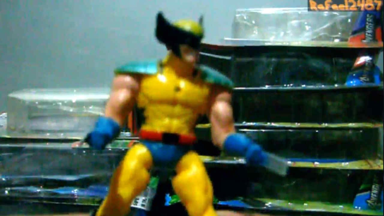Fake Wolverine (Action Figure) Bootleg Toys from China HD - YouTube