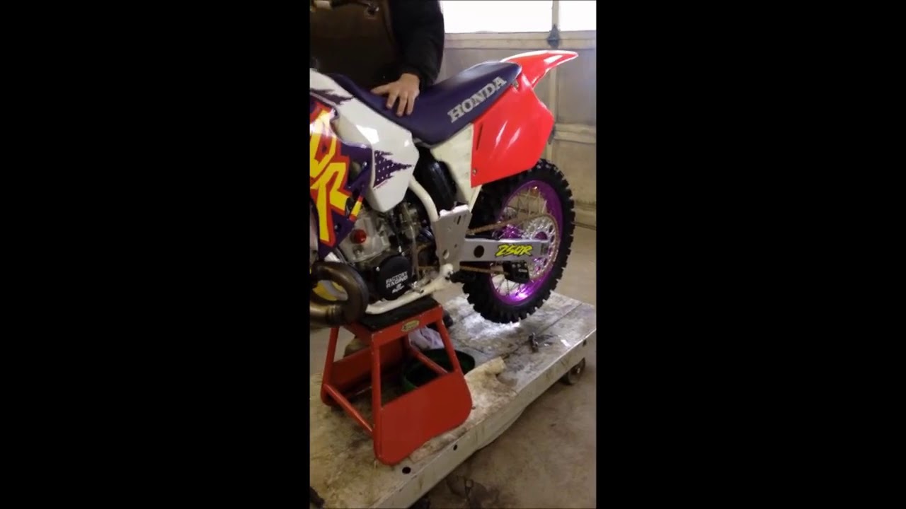 1995 Honda CR250R Custom Restoration - YouTube