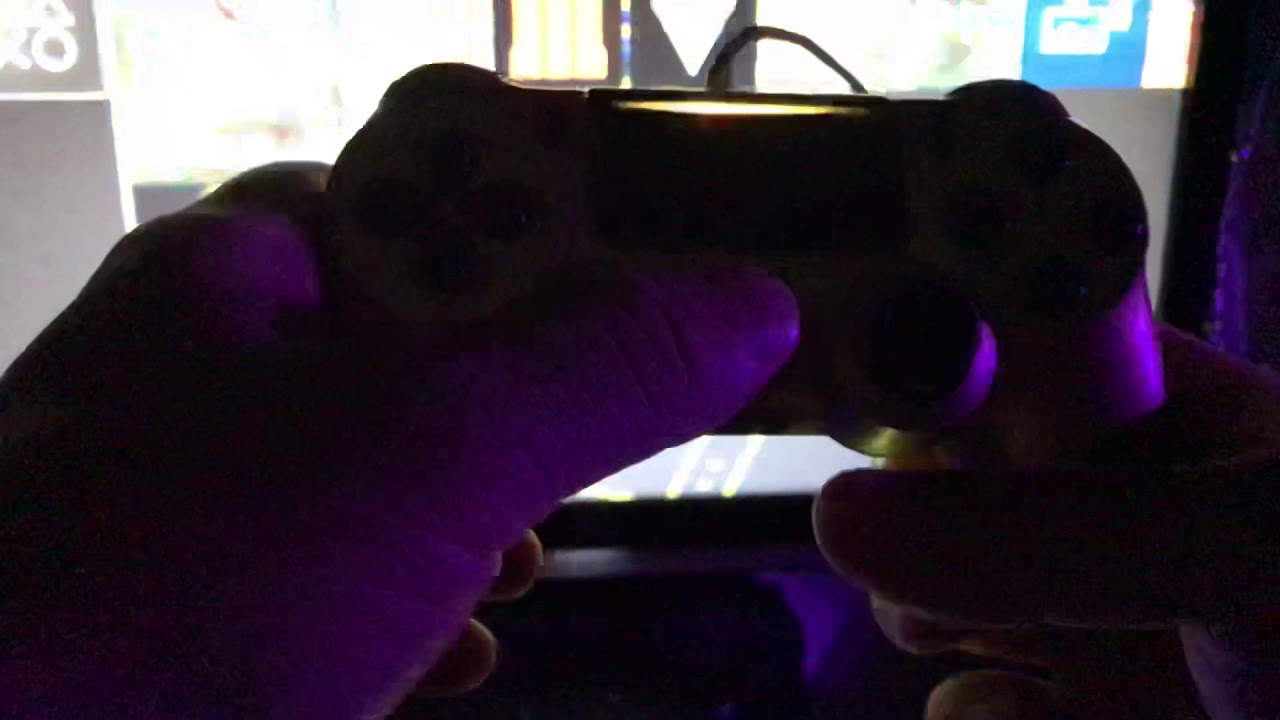 PS4 Controller Easter Egg/Glitch - YouTube