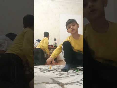 ŞİMDİ BU VİDYO. DA  OZMO OYUNCAXLAR IYLA vidyo çəqirik