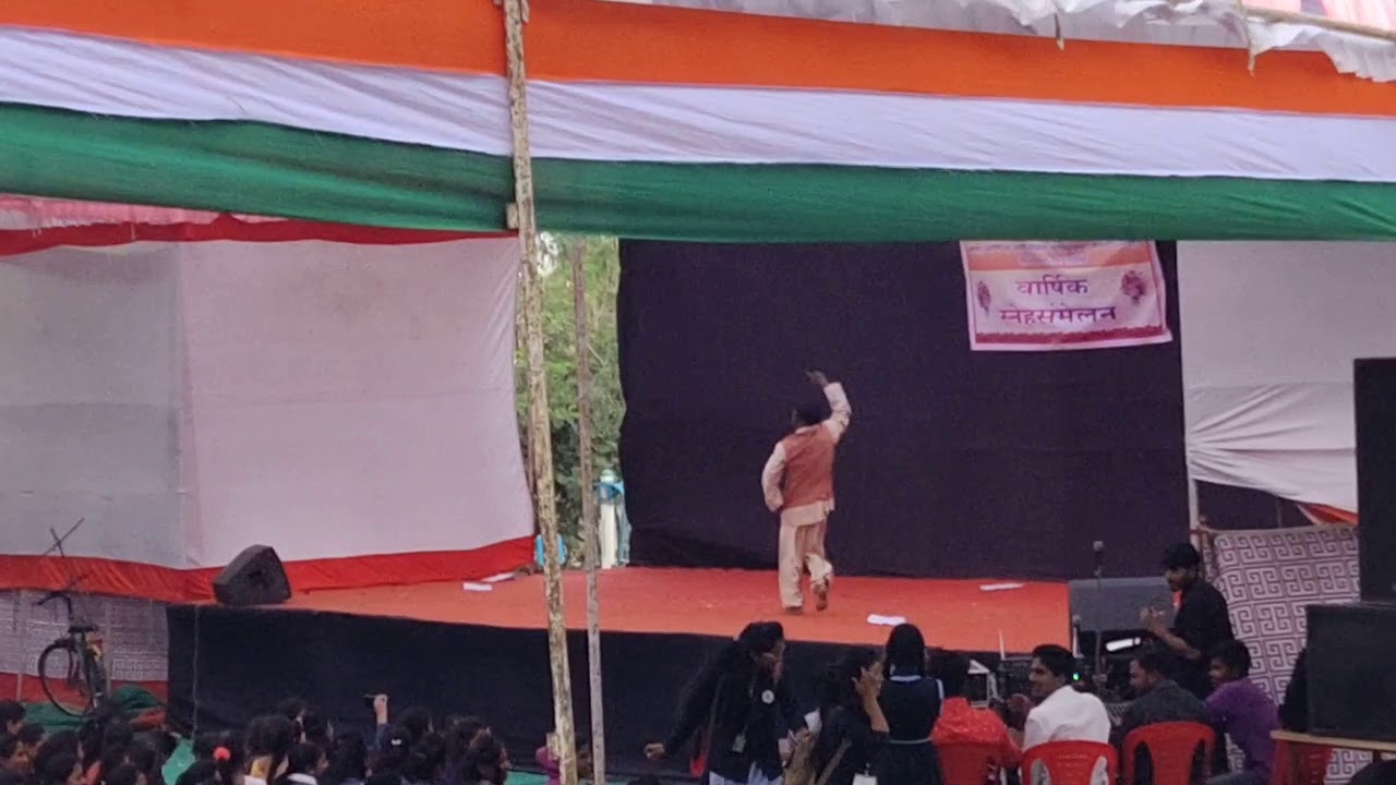 Kalwan college (manur)dance parofomans - YouTube