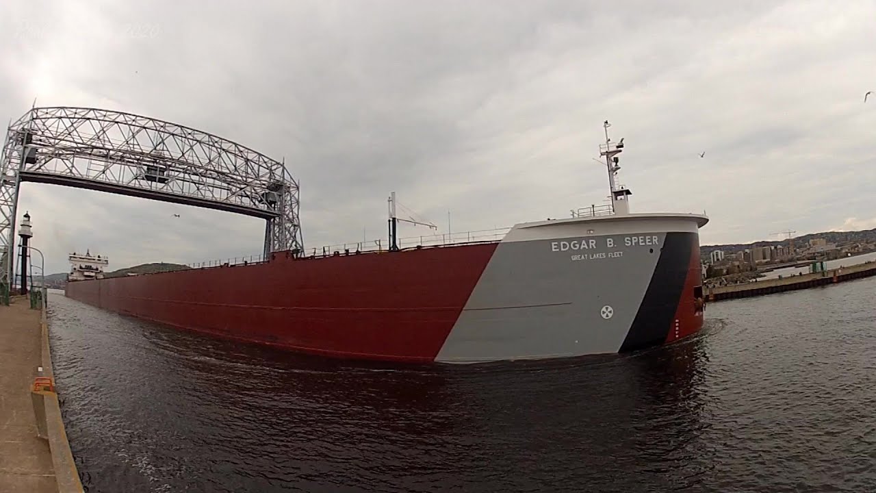 Some Big Hon-kin boat leaving Duluth. 052320 - YouTube