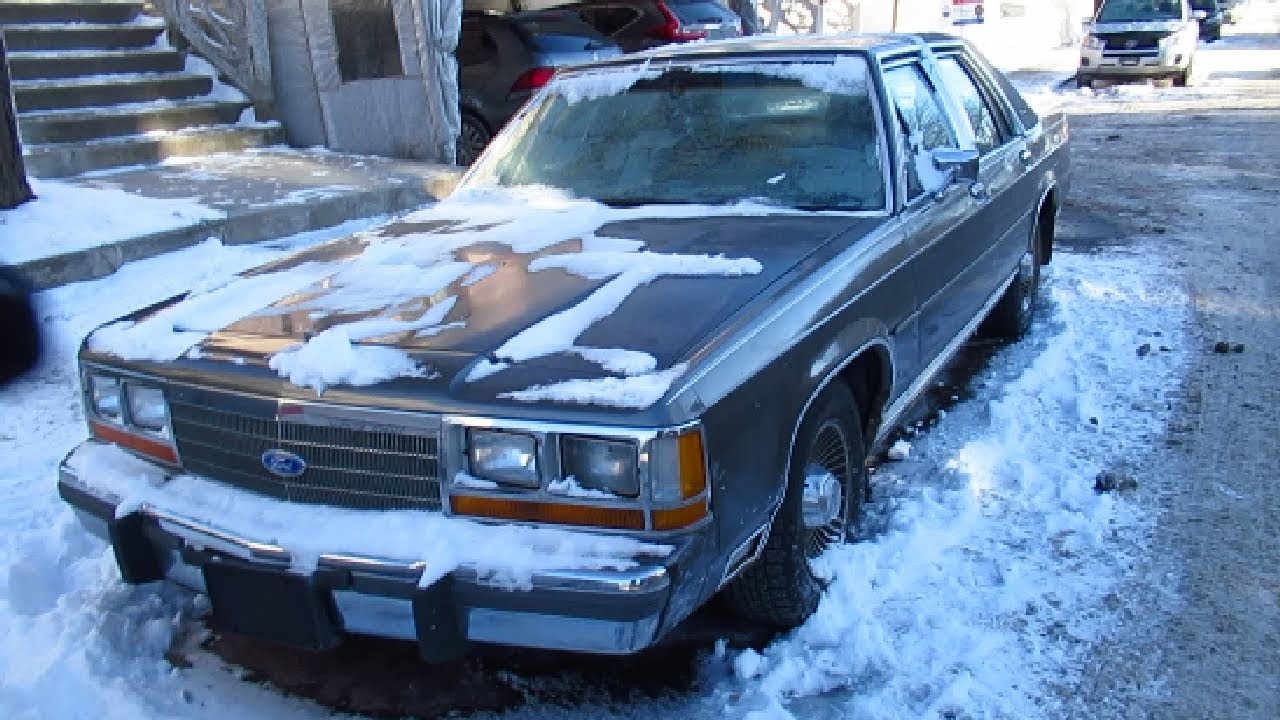 AN '88 - '91 FORD LTD CROWN VICTORIA SEEN IN MONTREAL 12-21-19 - YouTube