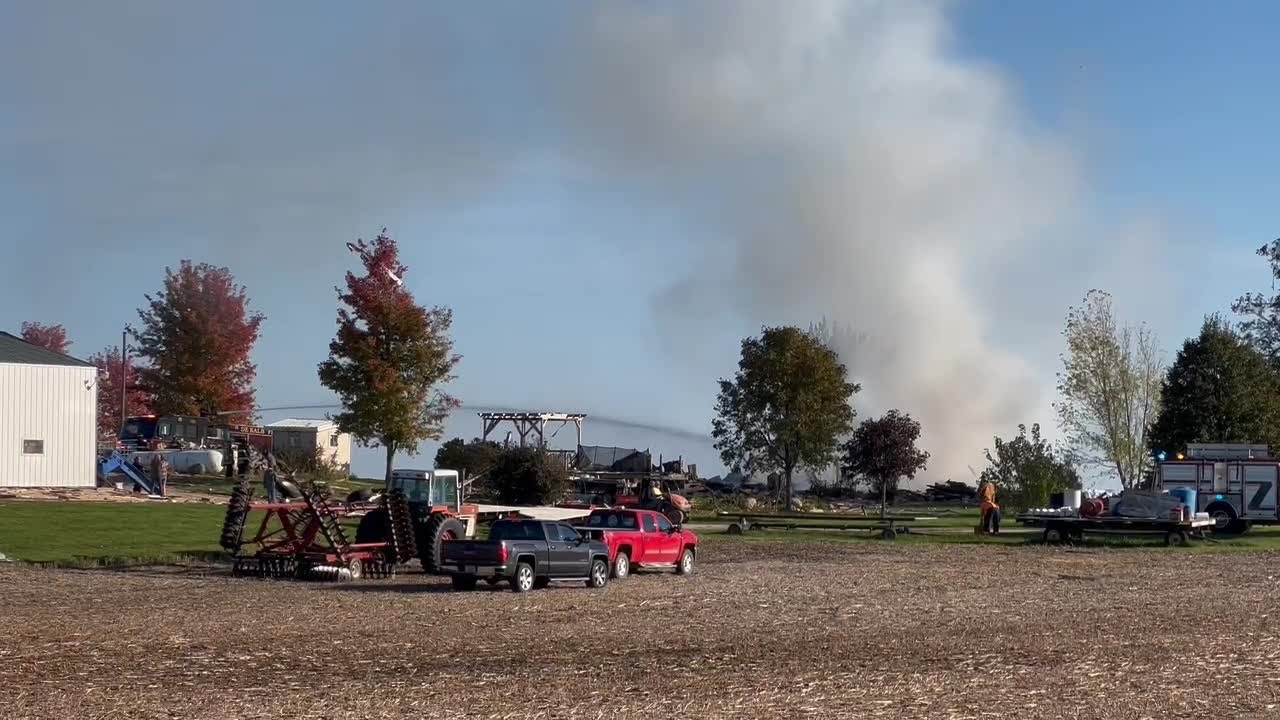 Structure fire levels home in Earlville - YouTube