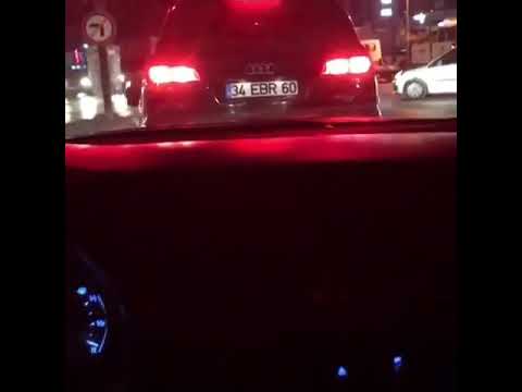 Gözlerinin yeşilinden  geçemiyorum