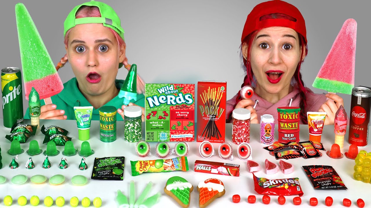 RED FOOD vs GREEN FOOD Challenge Compilation 빨간색 초록색 챌린지 By MIU - YouTube