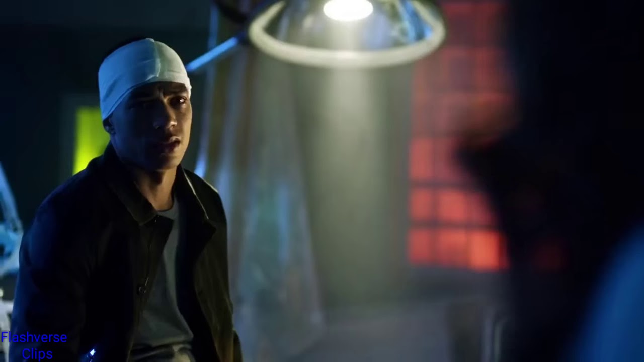Flash 4x09-Caitlin y Dominic Intentan Escapar/Latino - YouTube