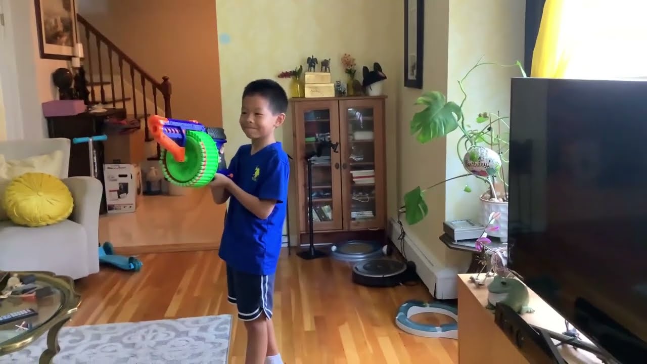 Me playing rush e - YouTube