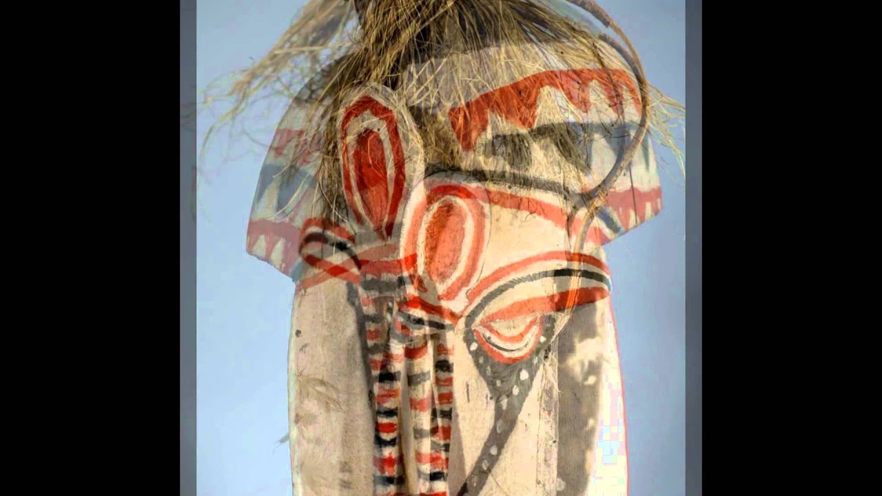 OCEANIC ART TRIBAL TAMI ISLAND "MOROBAI" CEREMONIAL MASK - YouTube