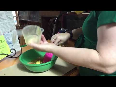 Cooking with Violet Vixen episode 480 apple and rhubarb with ginger crumble.